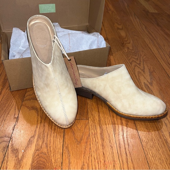 American Rag | Shoes | Nwt American Rag Womens Segovia Mule Clogs Milk ...